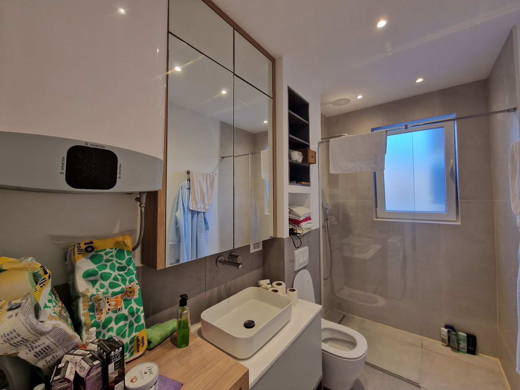 Modern furnished studio apartment 40m2, Becici