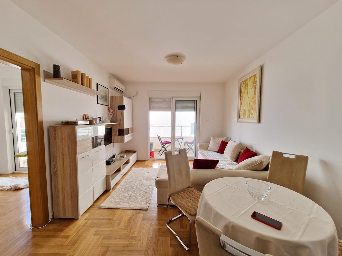 One bedroom furnished apartment 45m2 for a long period, Budva. | Budva ...