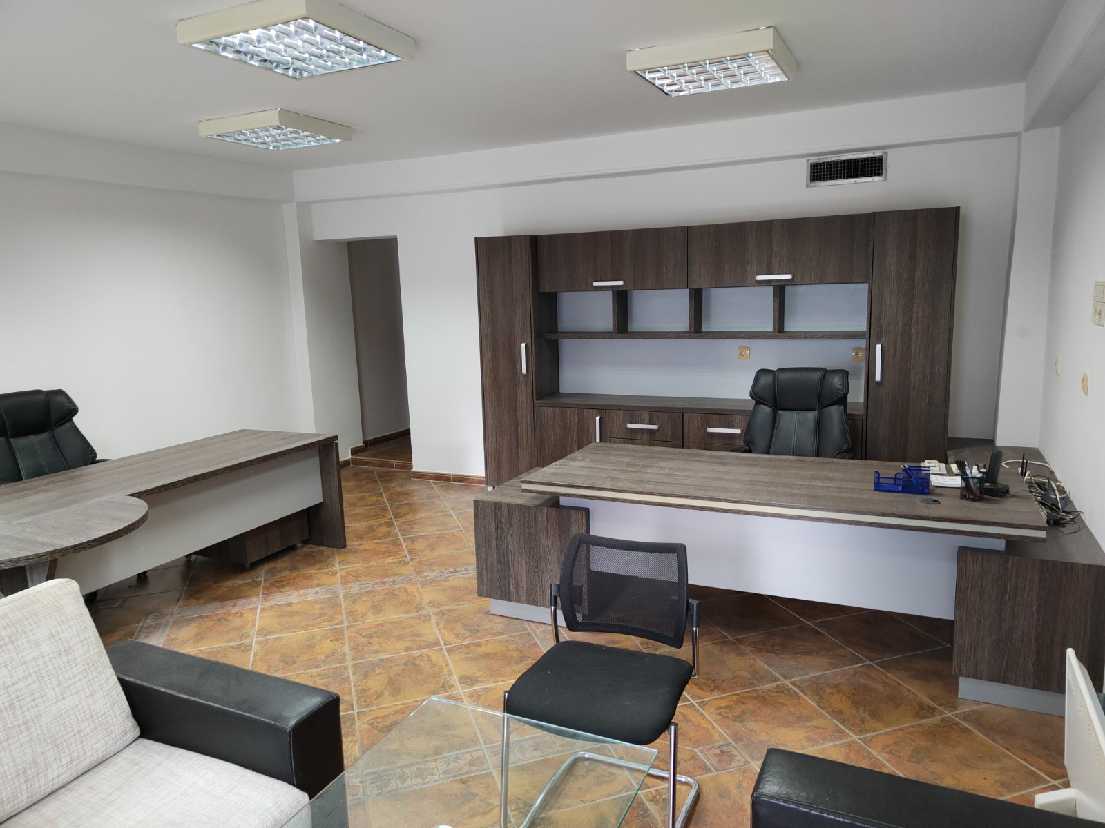 Furnished office space 50m2 in a fantastic location in the center of ...