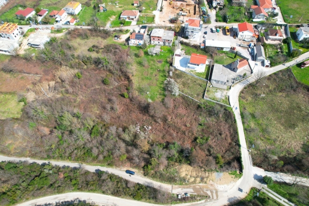 Urbanized plot of 1500m2 in Radanovići, Kotor